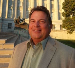 Darrell Castle – Presidential Race – Home Front with Cynthia Davis